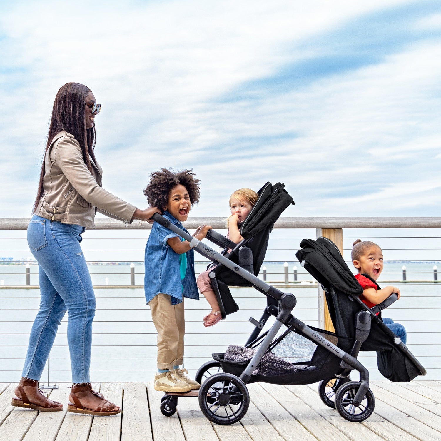 Evenflo Pivot Collection: Strollers, Car Seats, and Wagons | Evenflo® Official Site – Evenflo Canada